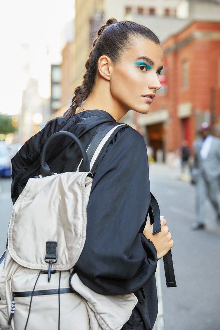 Fotos: 6 looks para convertir las calles en tu pista de atletismo ...