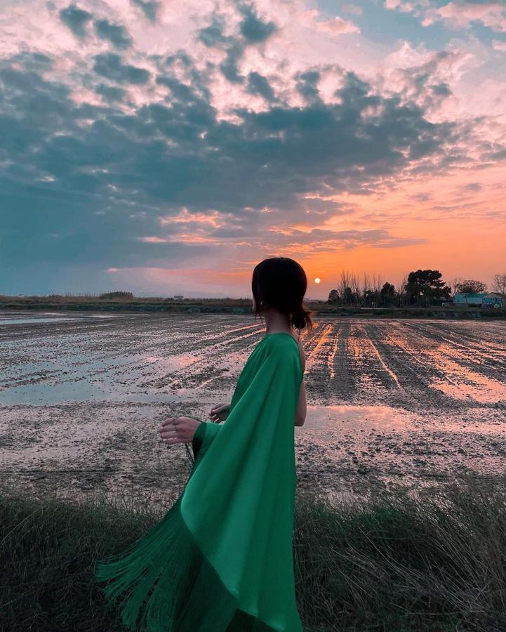 Fotos: Vestidos, blazers y hasta vaqueros: 10 looks en color verde que ...