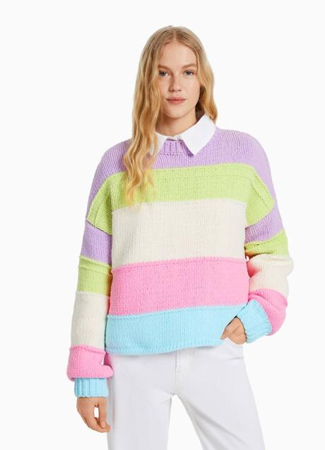 MODA: Jerséis multicolor: el truco de las influencers para rejuvenecer ...