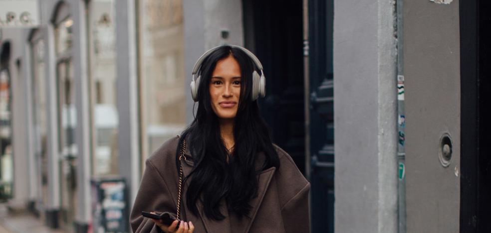 Por qué el marrón chocolate es el color en el que debes invertir | Mujerhoy