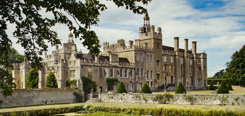 Los secretos de la mansión de Saltburn: influencers, intrusos y un ...