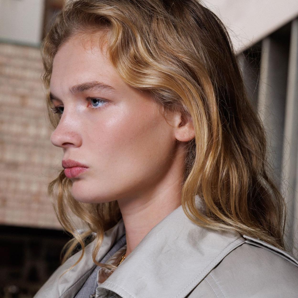 Blonzing: cómo usar el bronceador como colorete para un efecto buena ...