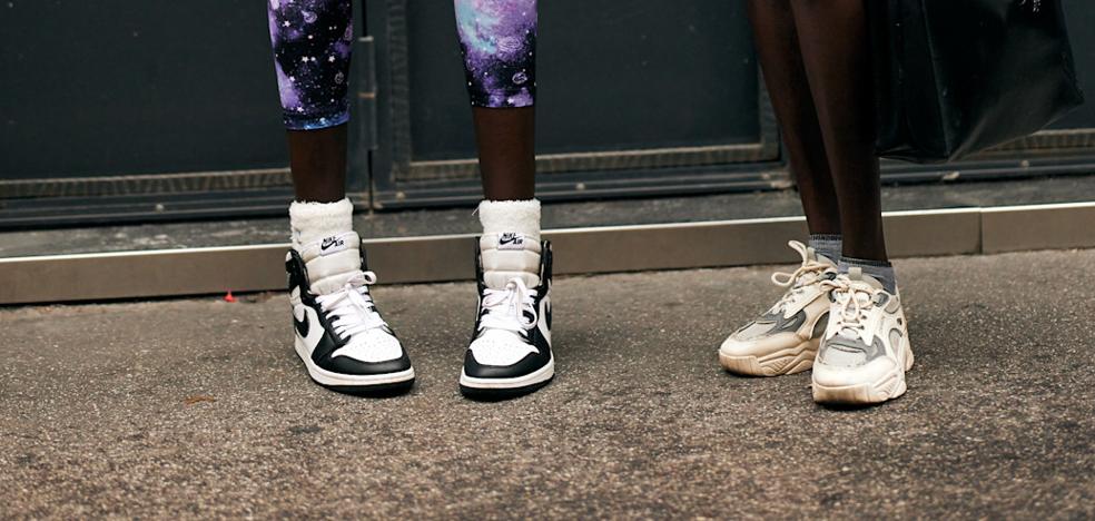 Las zapatillas que las editoras llevarán en 2025 | Mujerhoy